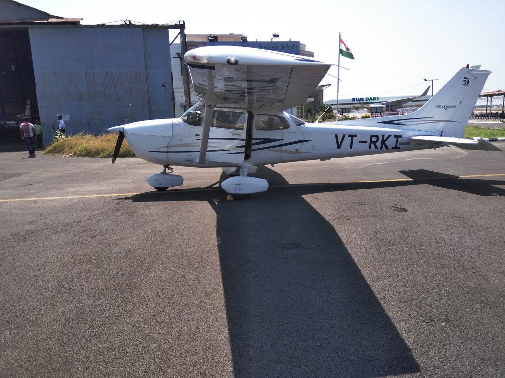 Cessna Joyride – Chartered flight in a Cessna 172 Skyhawk in Chennai ...